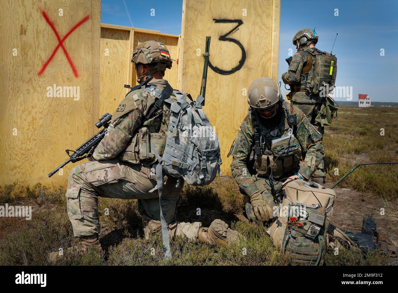 A U.S. Soldier assigned to the 1st Battalion, 8th Infantry Regiment ...