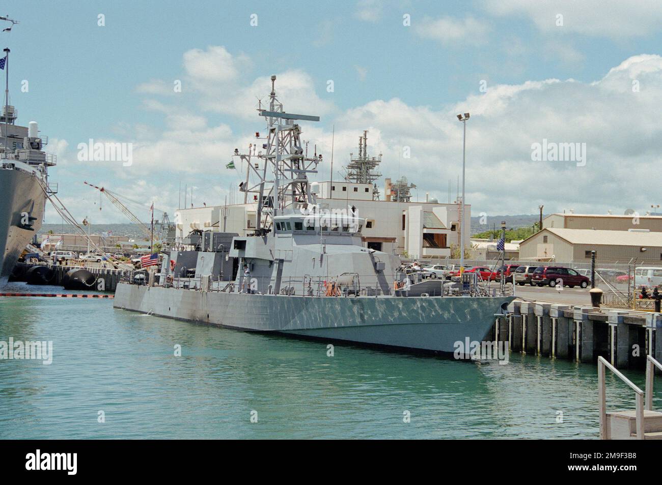 Starboard bow view of the Cyclone class patrol craft USS SQUALL (PC 7 ...