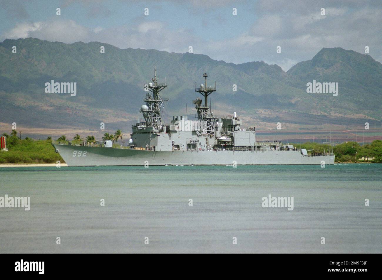 Port bow view of the Spruance class destroyer USS FLETCHER (DD 992 ...