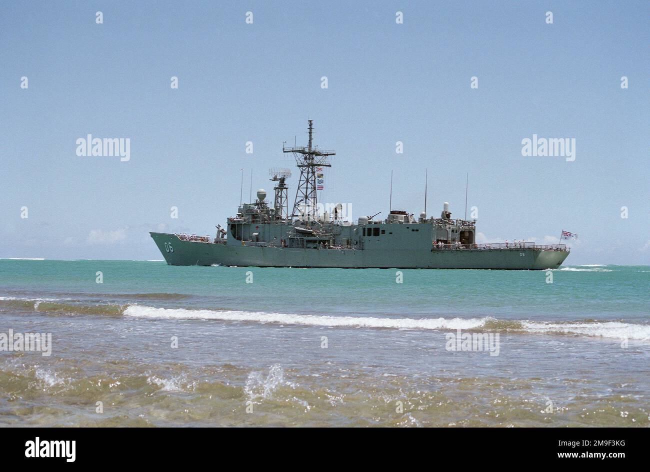 Port quarter view of the Australian guided missile frigate HMAS ...