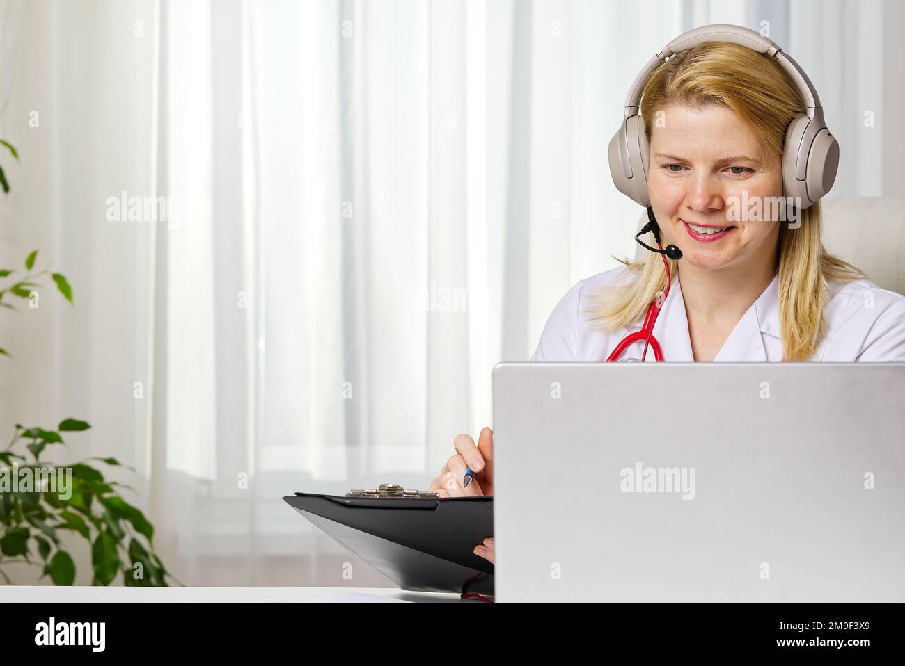 Online Consultation Doctor Virtual Doctor Visit Telemedicine Concept