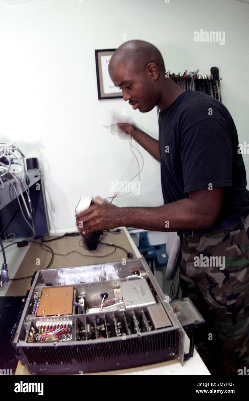 US Air Force SENIOR AIRMAN Brian Johnson, Ground Radio Maintenance ...