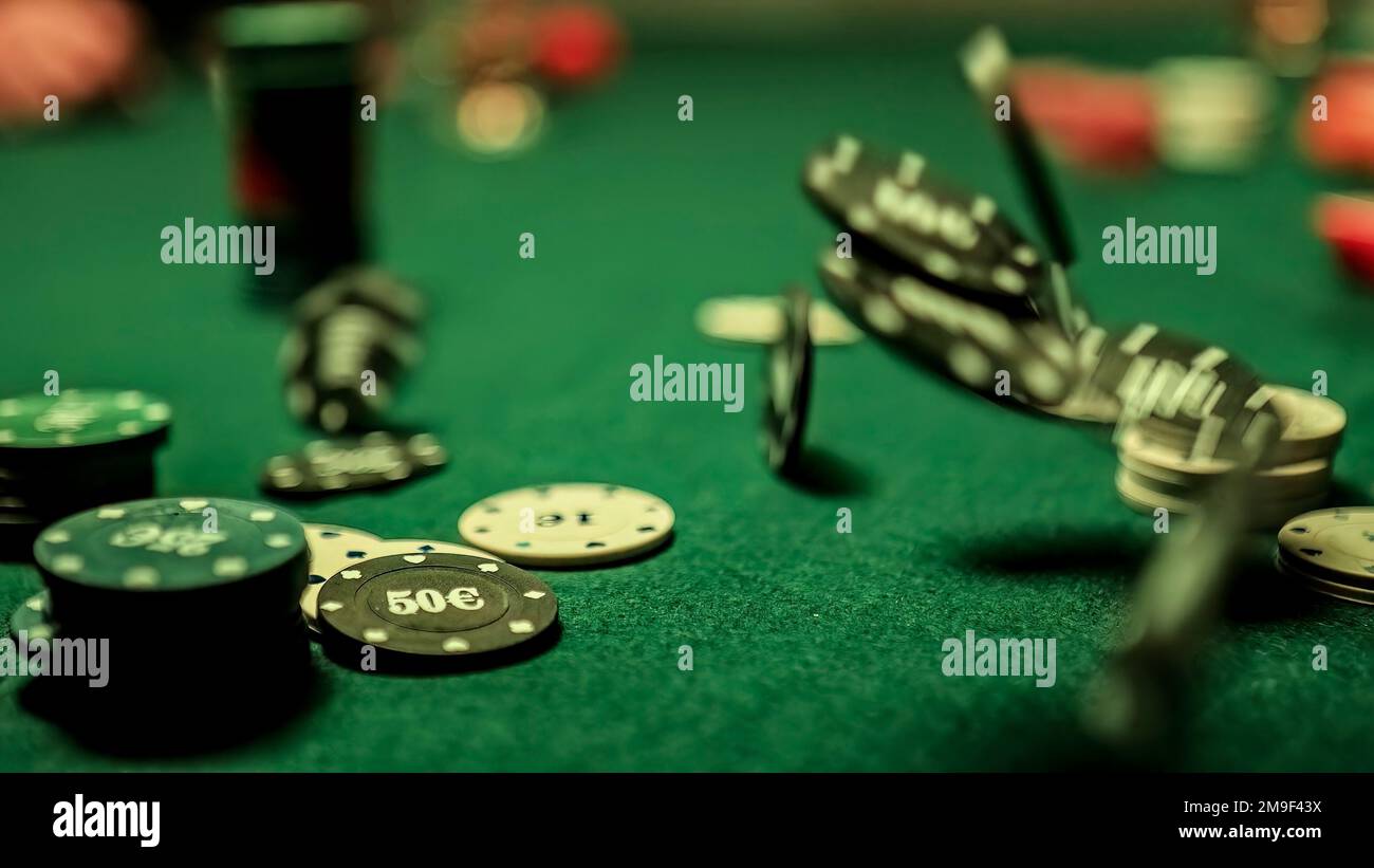 Tossing card hi-res stock photography and images - Alamy