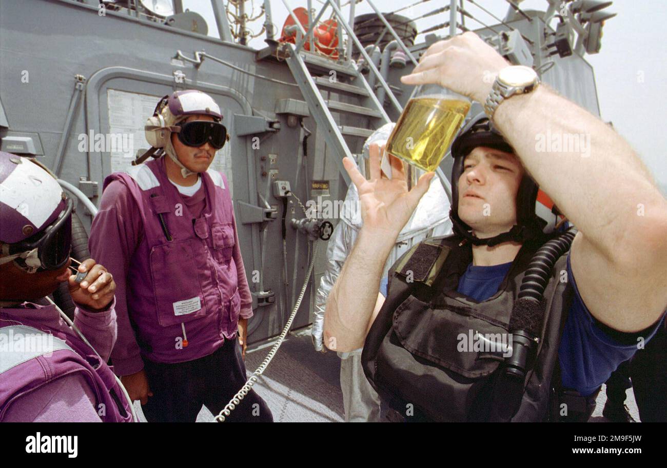 000708-N-7412M-002. Subject Operation/Series: SOUTHERN WATCH 2000 Base ...