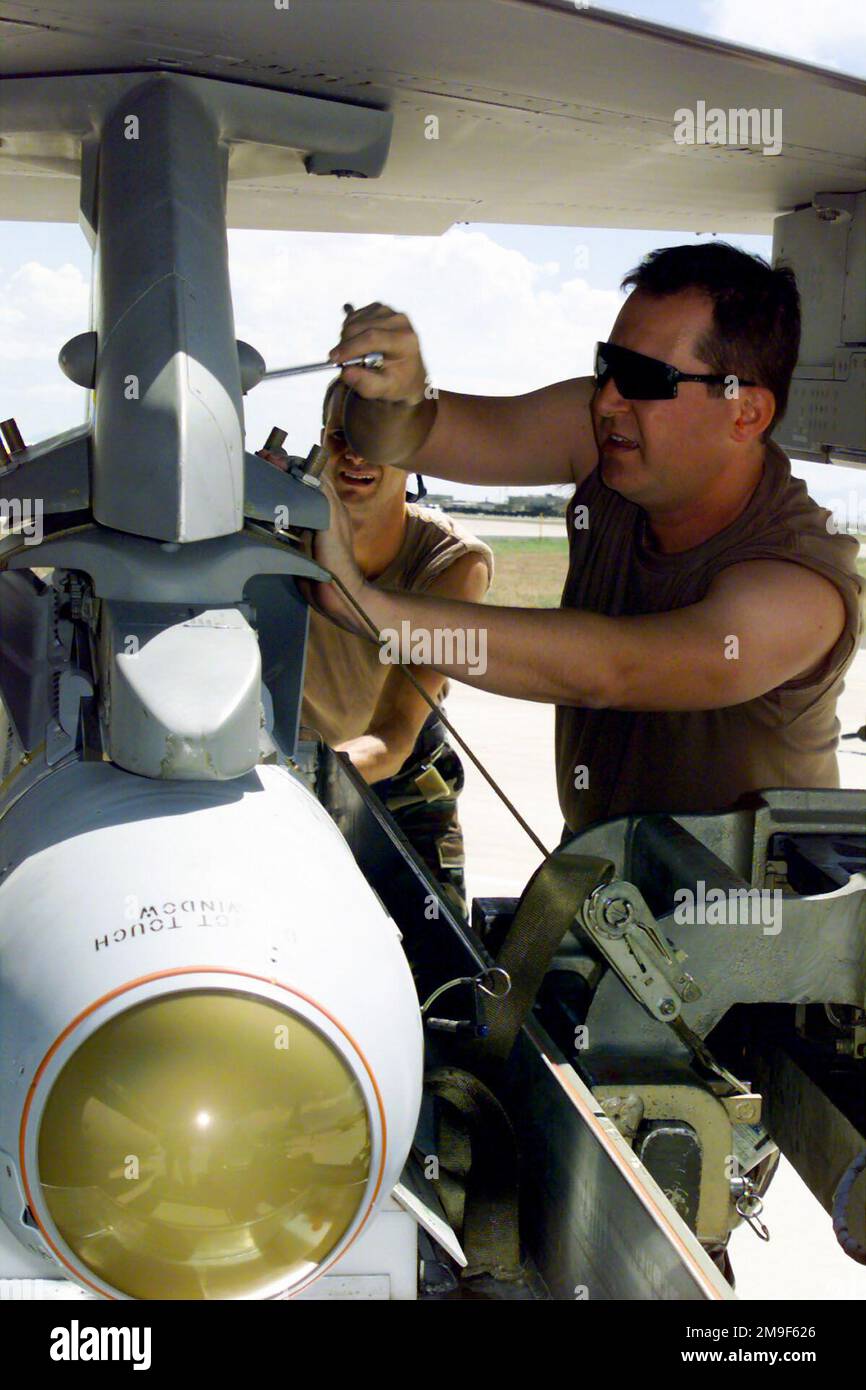 Weapons specialists, Technical Sergeant Sean O'hara and STAFF Sergeant ...