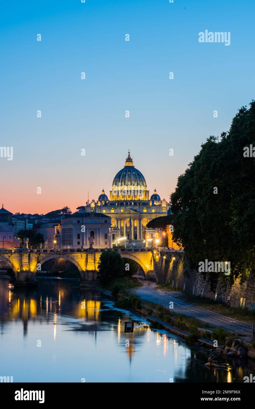 ROME, ITALY - JUNE 29, 2019: Ponte Sant'Angelo (Sant'Angelo Bridge) and ...