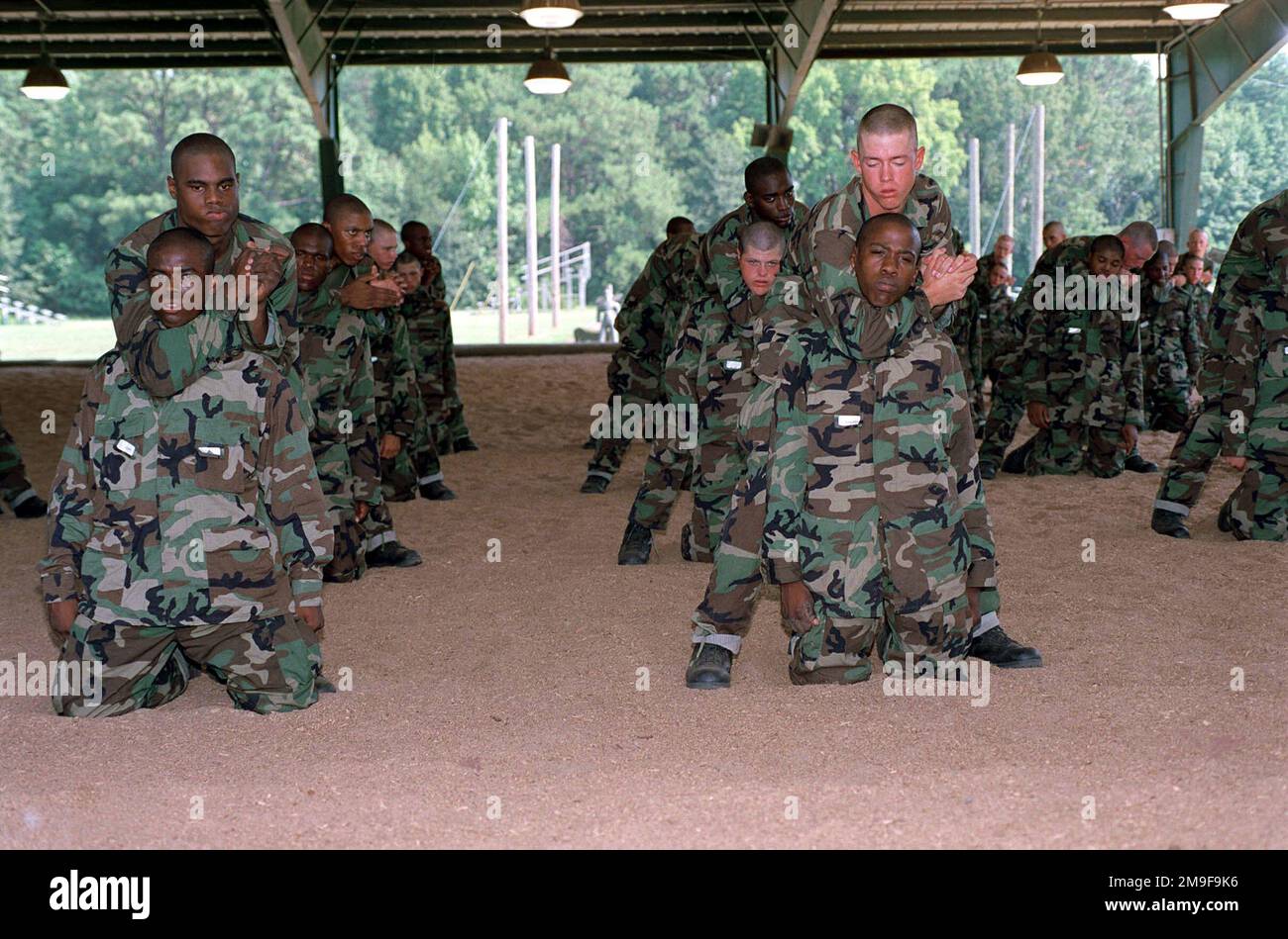 US Marine Recruits from Platoon 3069 practice chokes at Leatherneck ...