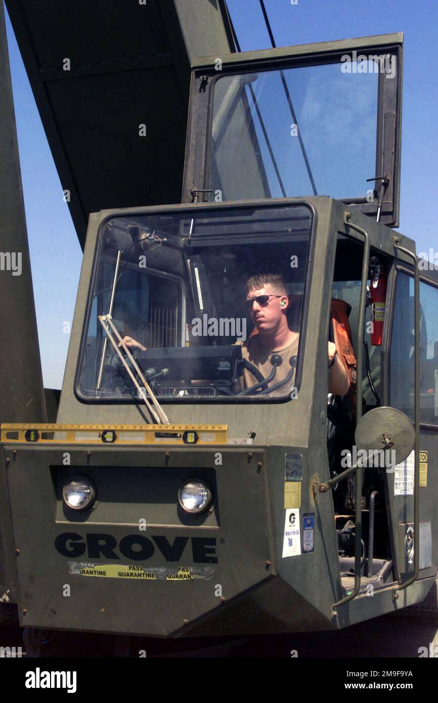 US Navy (USN) Equipment Operator (EO) Constructionman (CN) Mike Weaver ...