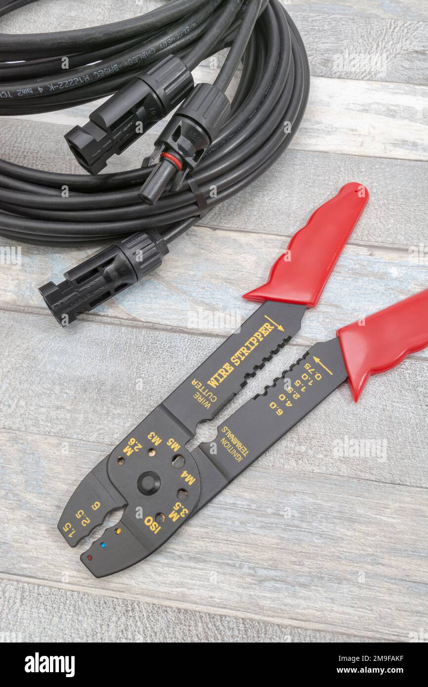 Solar connector mc4 hi-res stock photography and images - Alamy