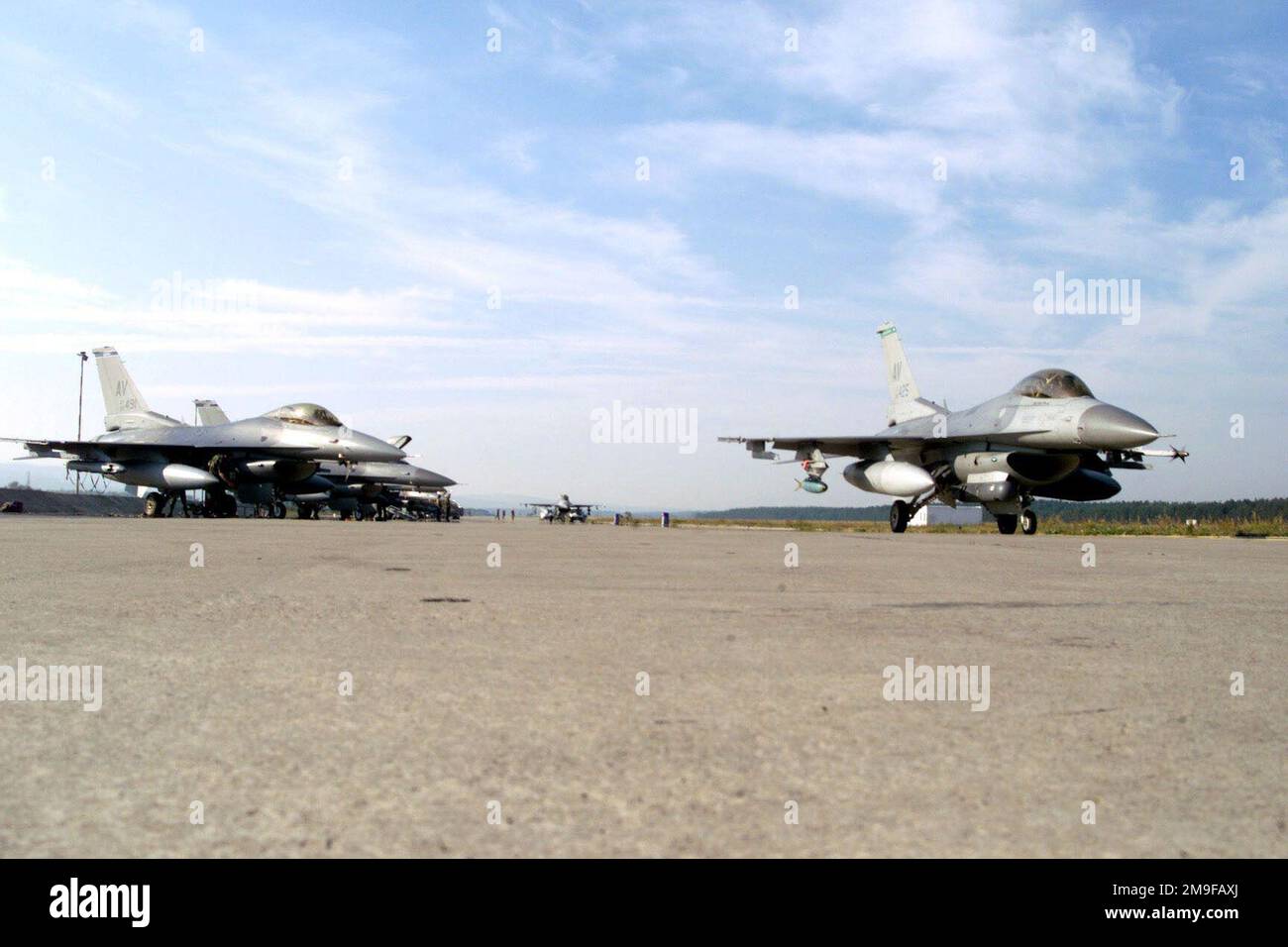 A United States Air Force F-16C Fighting Falcon (Bomb Dummy Unit (BDU ...