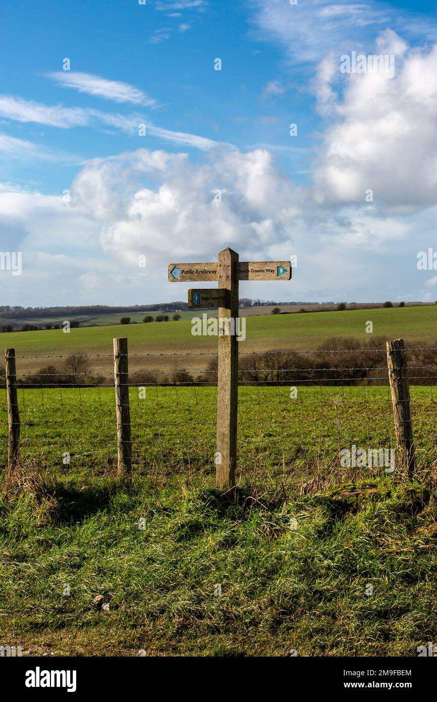 A signpost along the South Downs Way in Sussex Stock Photo - Alamy