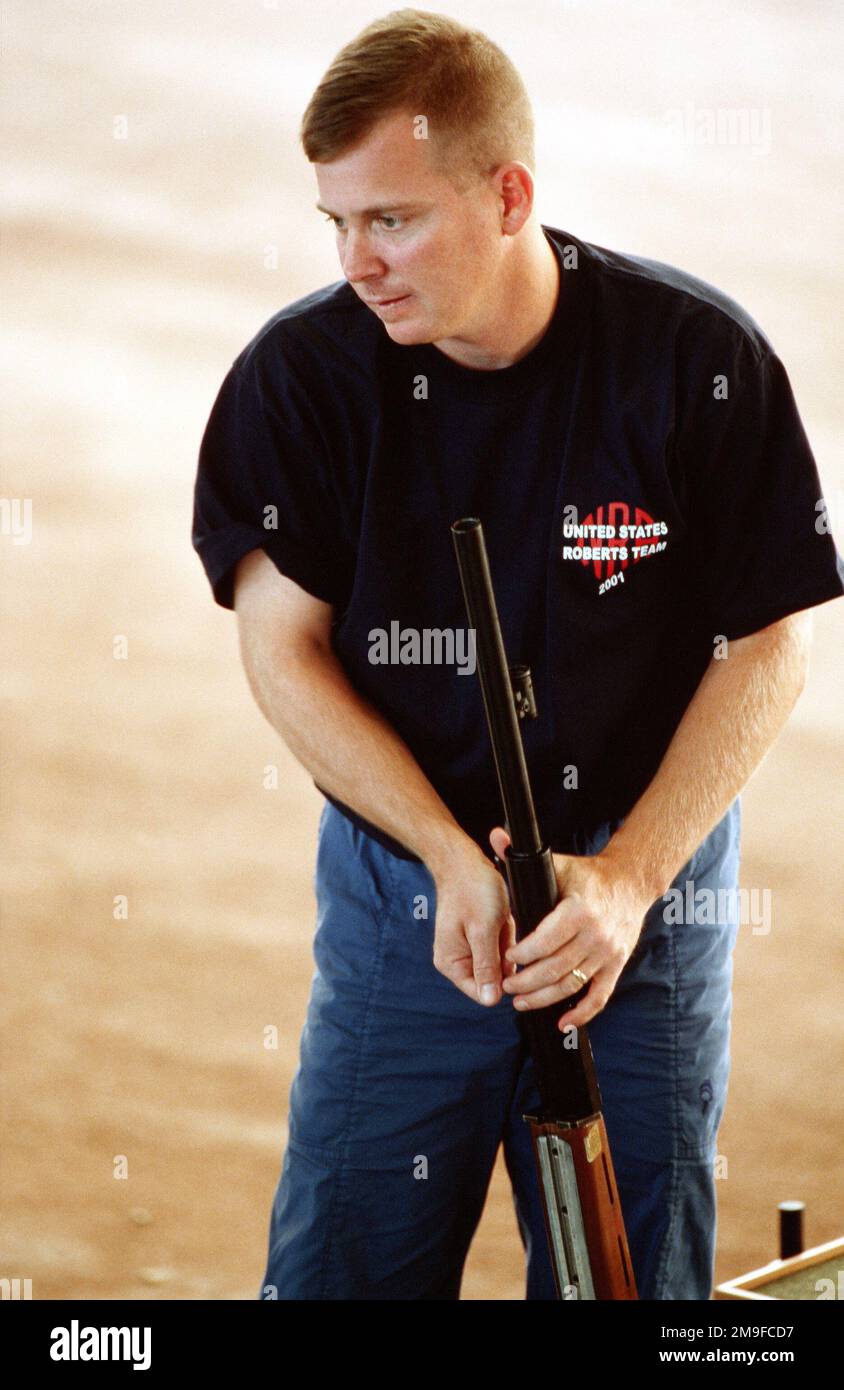 Three position rifle hi-res stock photography and images - Alamy