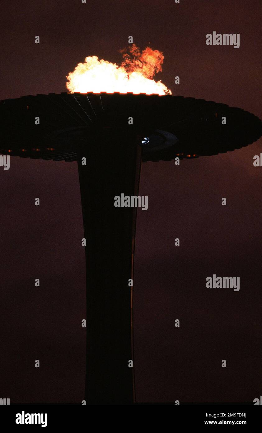 Sydney 2000 olympic torch hi-res stock photography and images - Alamy