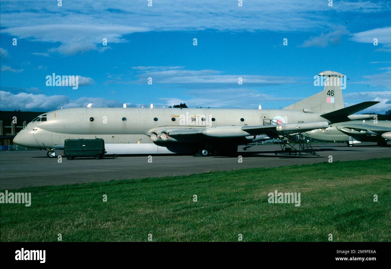 Royal Air Force Nimrod MR2 Stock Photo - Alamy