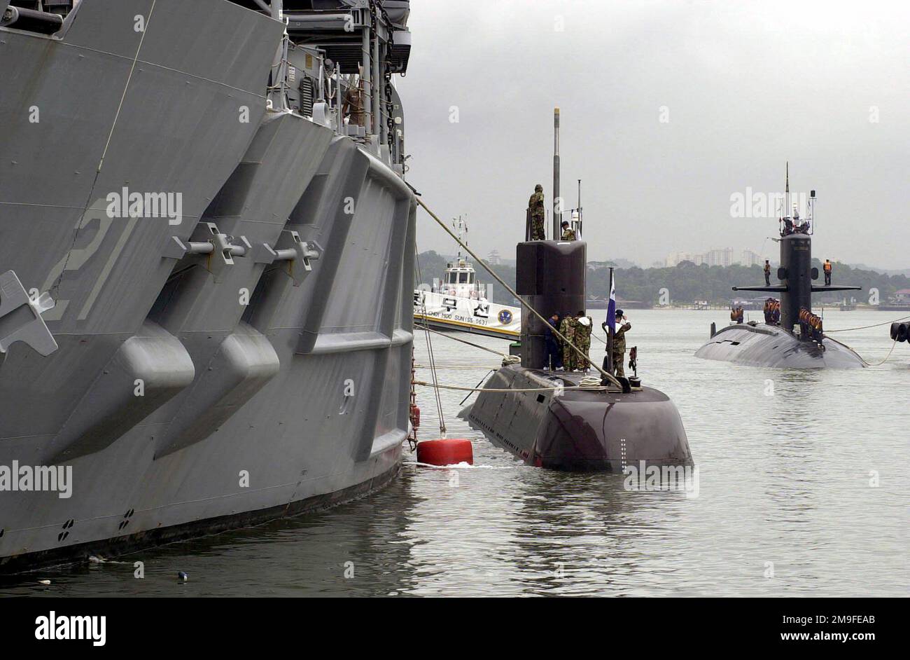 001005-N-1523C-018. Subject Operation/Series: PACIFIC REACH 2000 Base ...