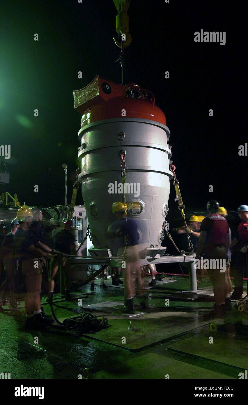 001007-N-1523C-066. Subject Operation/Series: PACIFIC REACH 2000 Base ...