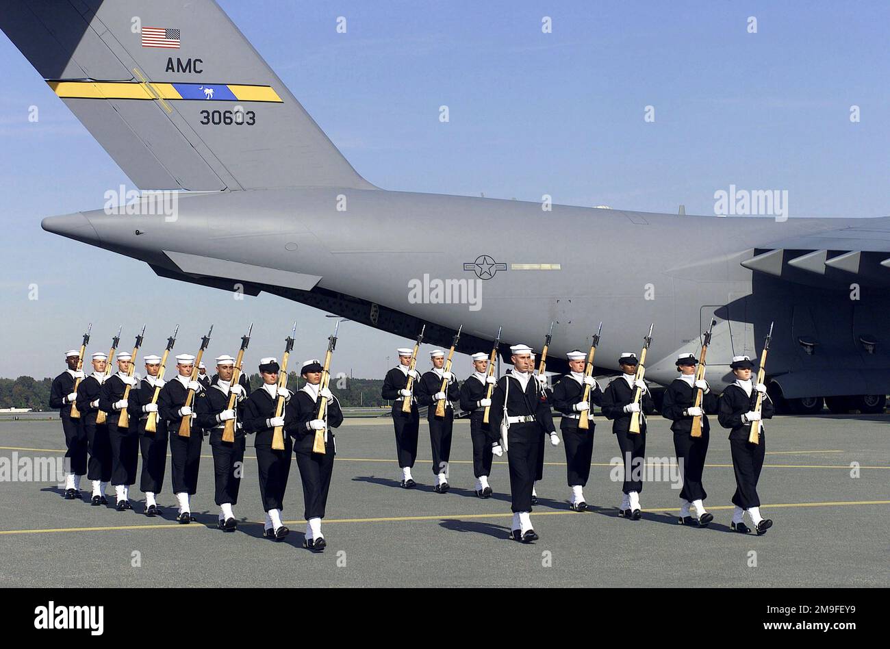 The United States Navy Ceremonial Guard honors fallen members of USS ...