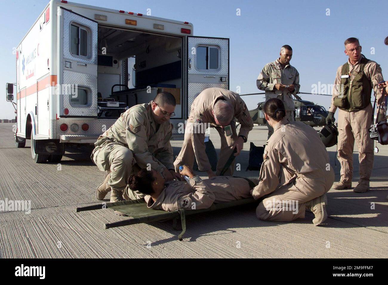 Saudi military helicopter hi-res stock photography and images - Alamy