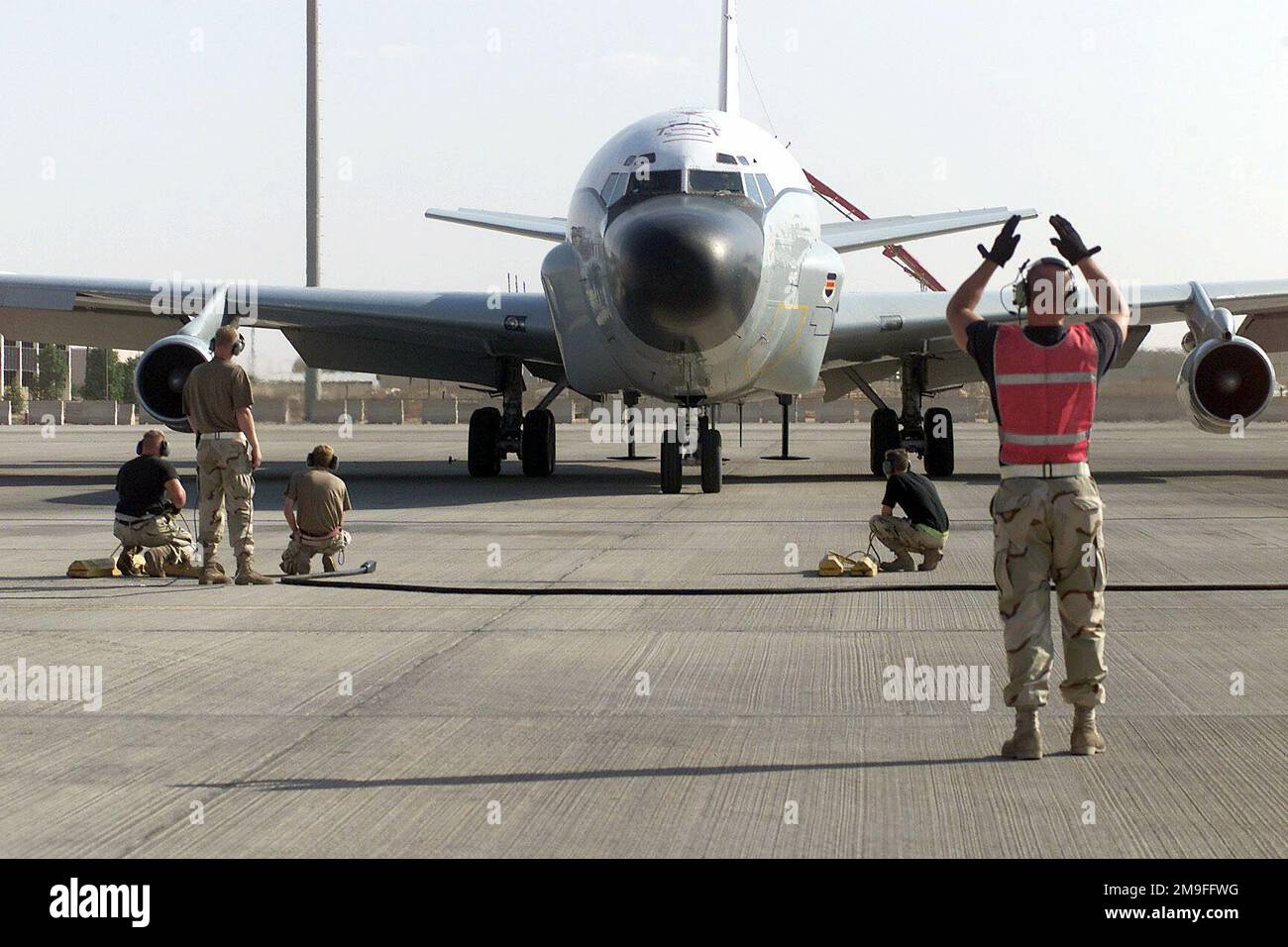 US Air Force STAFF Sergeant Jerry M. Dilley (Foreground), Crew CHIEF ...