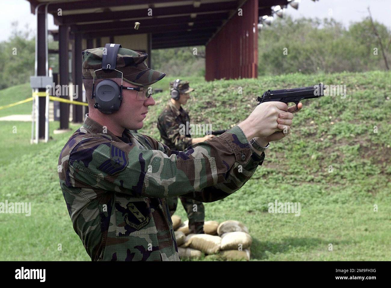 Pistol dc hi-res stock photography and images - Alamy
