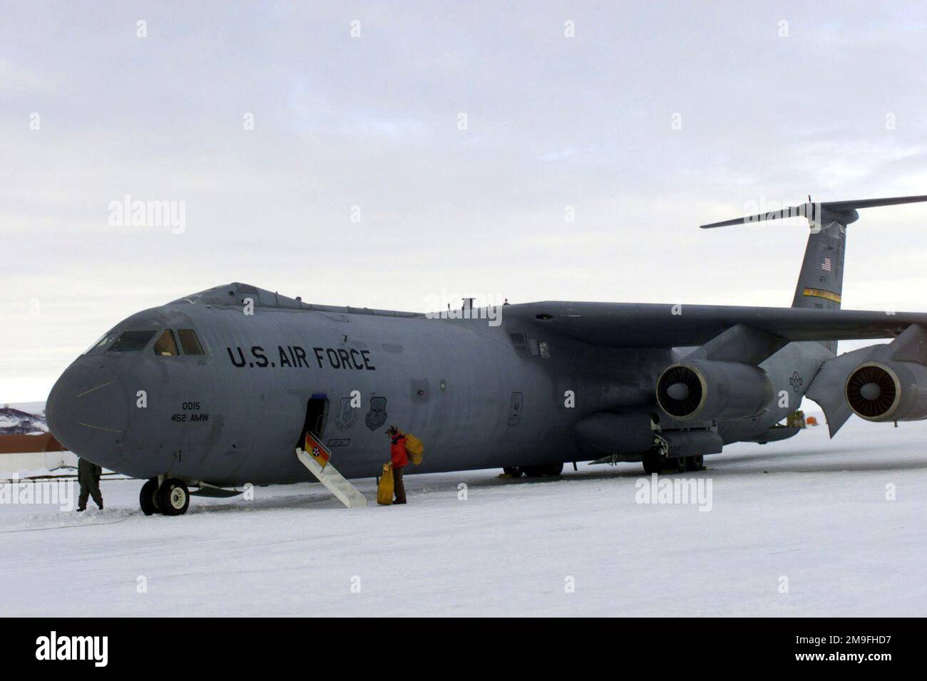 452nd air mobility wing hi-res stock photography and images - Alamy