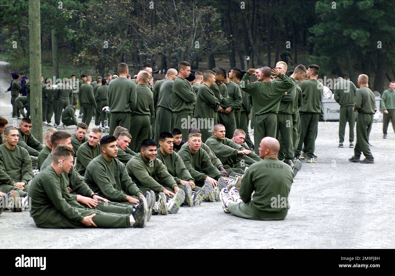 Marines stretch out before a run to the Republic of Korea (ROK) Marine ...