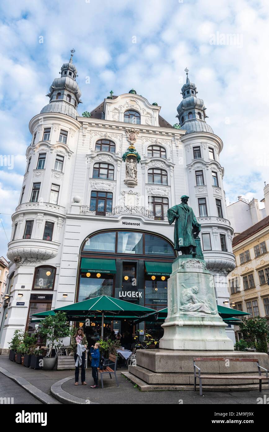 Vienna, Austria - October 14, 2022: Johannes Gutenberg monument ...
