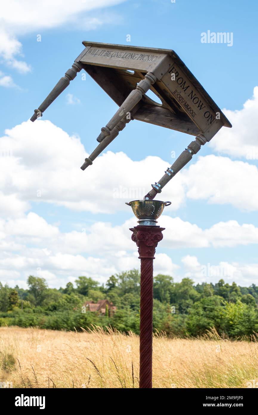 Cookham, Berkshire, UK. 26th June, 2022. Unusual artwork in a field in ...