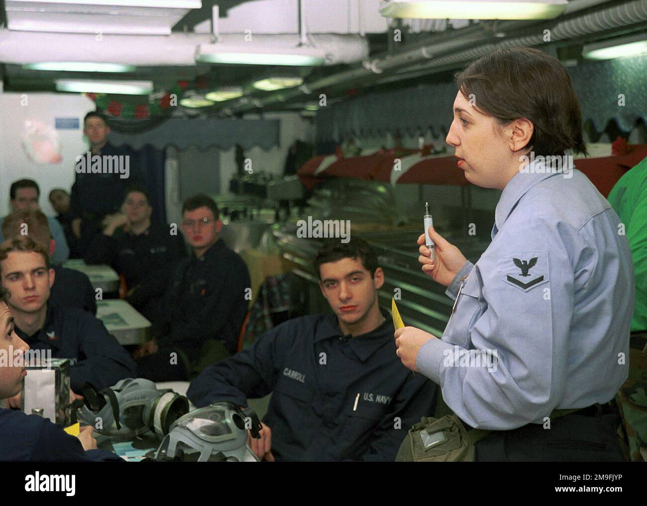 Hospital Corpsman Third Class Sarah Howells conducts training on ...