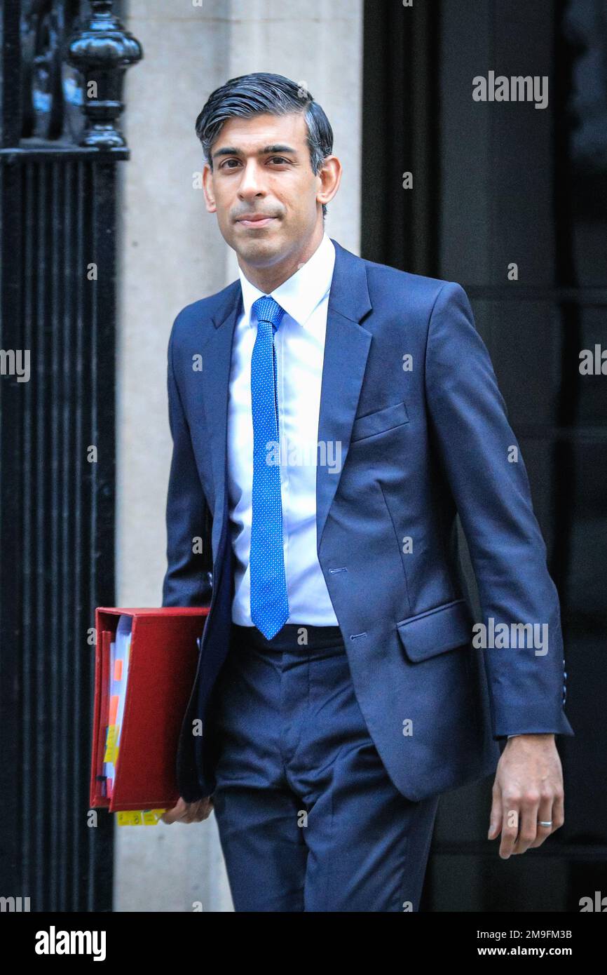 London, UK. 18th Jan, 2023. Rishi Sunak, British Prime Minister, exits 10 Downing Street for ...