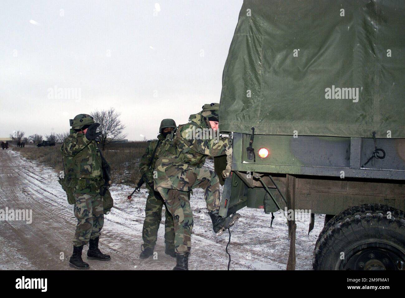 Ground power unit f16 aircraft hi-res stock photography and images - Alamy