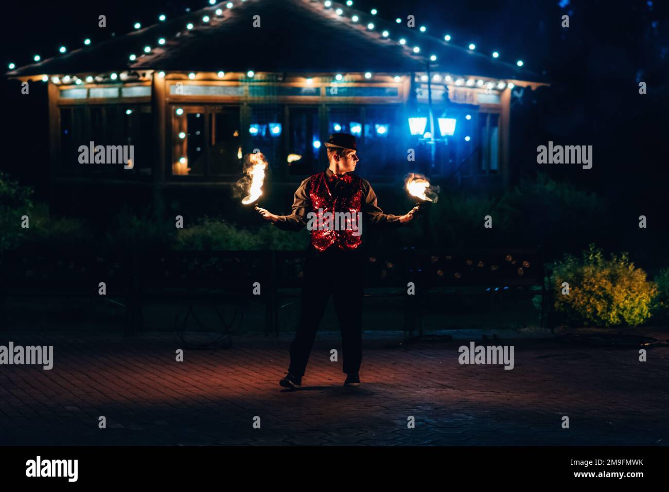 Male fire performer hi-res stock photography and images - Alamy