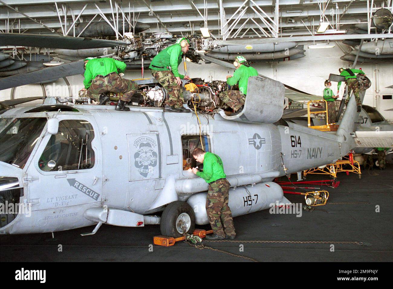 Aviation Structural Mechanic(s) First Class Melvin Carter, Amy Leach ...