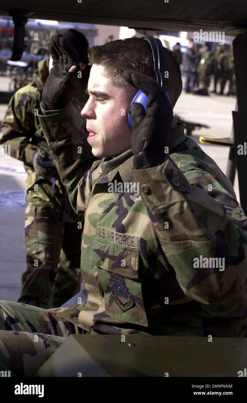 US Air Force SENIOR AIRMAN Shawn Jervis, 25th Fighter Squadron, Osan ...
