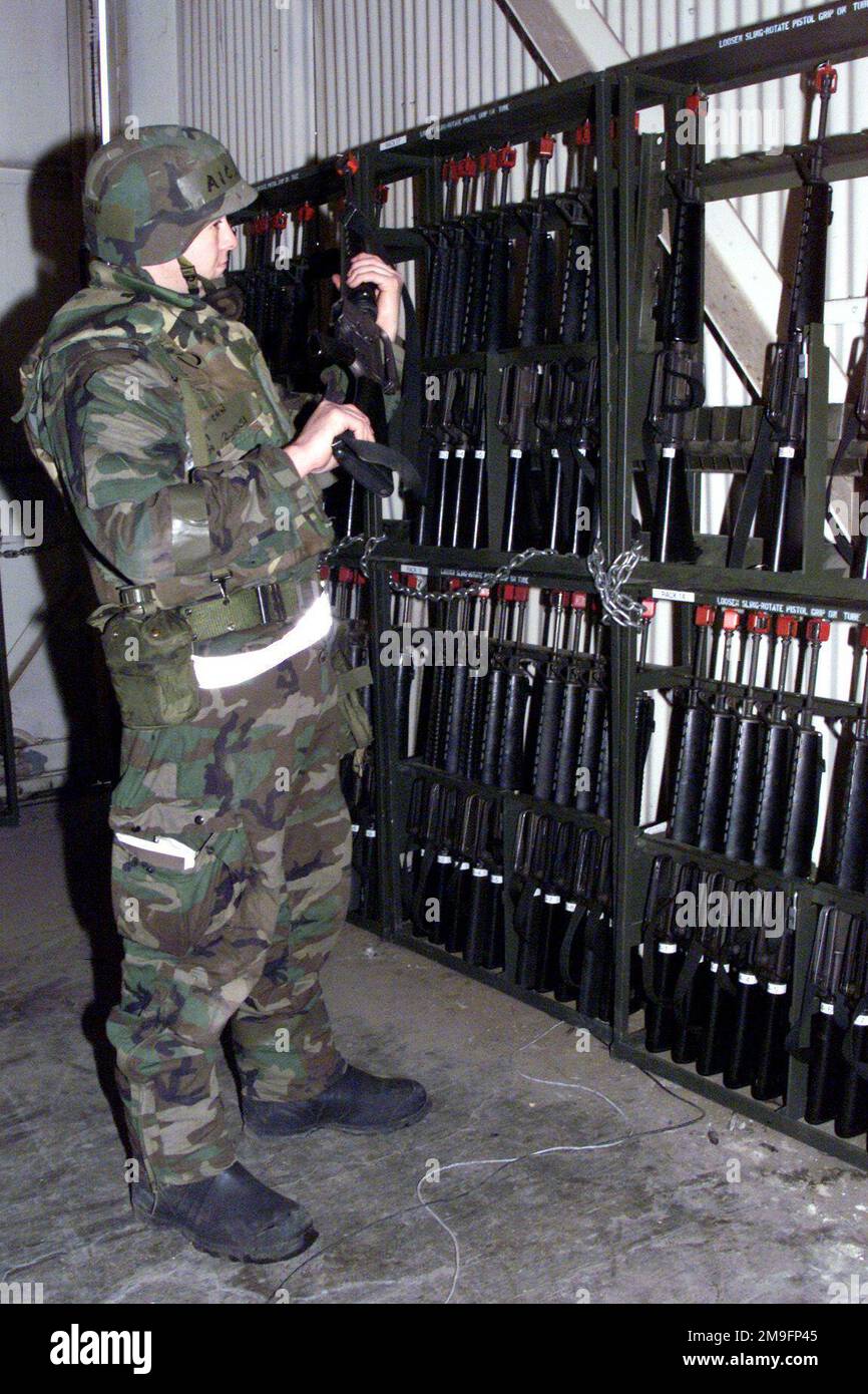 Safety rifles hi-res stock photography and images - Alamy