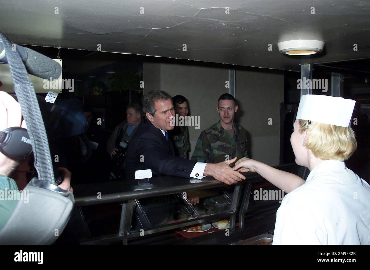 President George W. Bush visited the 3d Infantry Division (mechanized ...