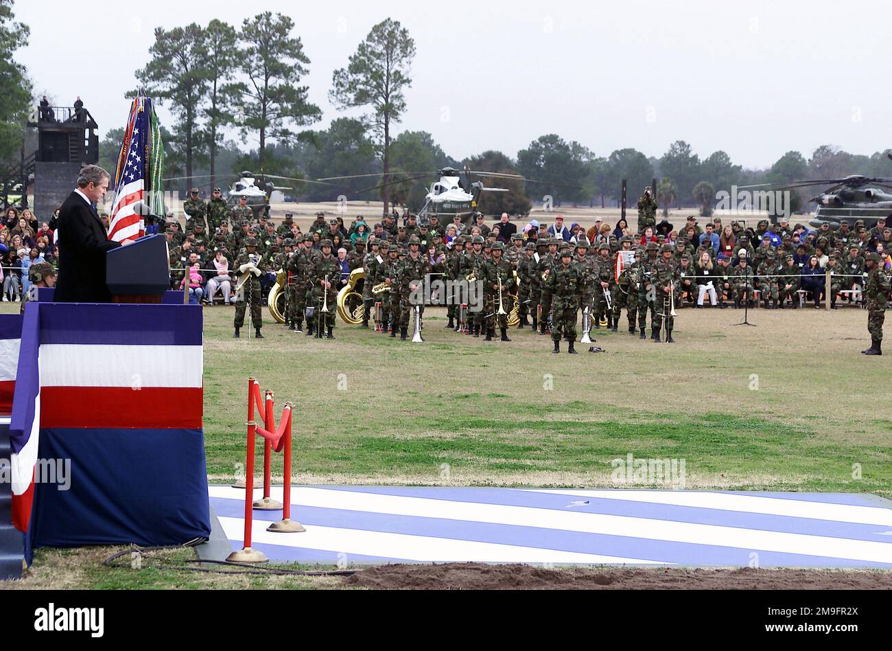 President George W. Bush visited the 3d Infantry Division (mechanized ...
