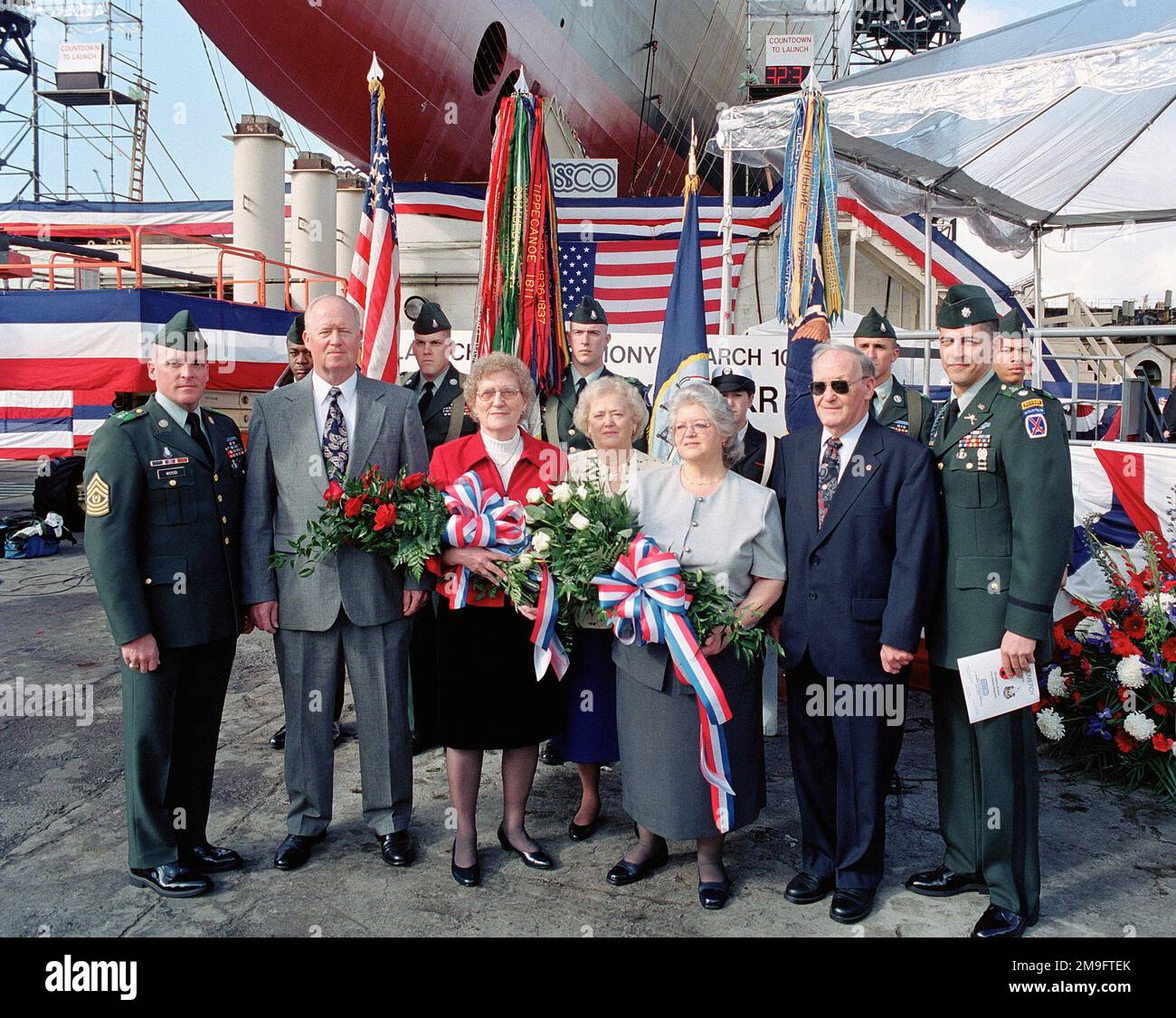 Usns pomeroy hi-res stock photography and images - Alamy
