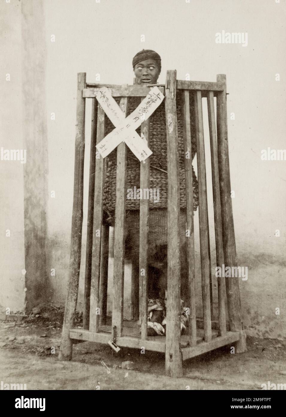 Vintage 19th century photo - Cangue and death cage, execution, China ...