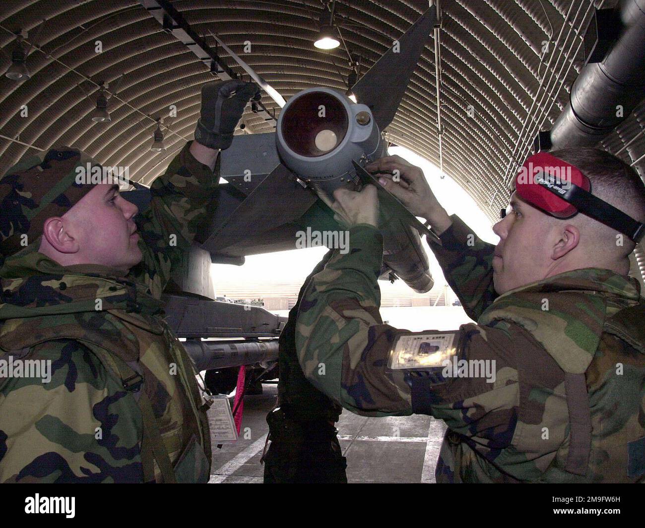 US Air Force SENIOR AIRMAN Mike Bylica and US Air Force SENIOR AIRMAN ...