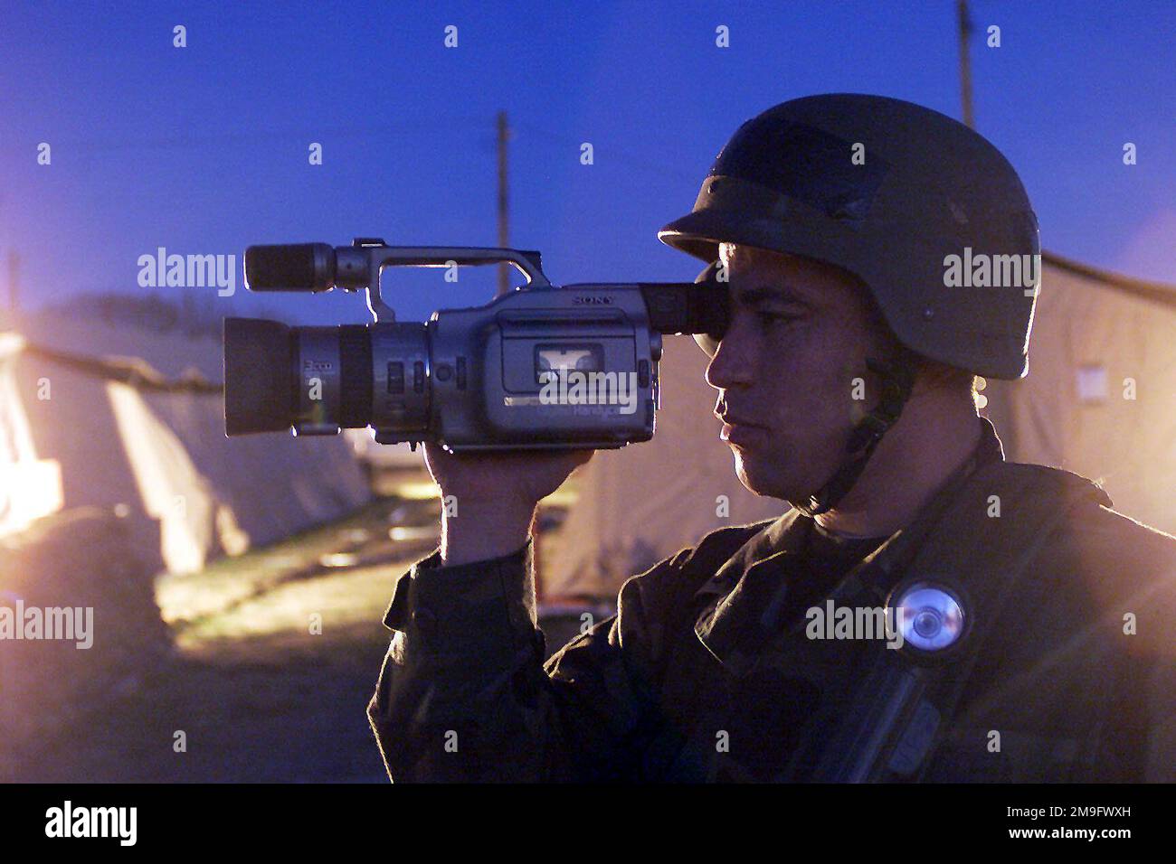 US Air Force Technical Sergeant Gregory Wade, 1ST Communication ...