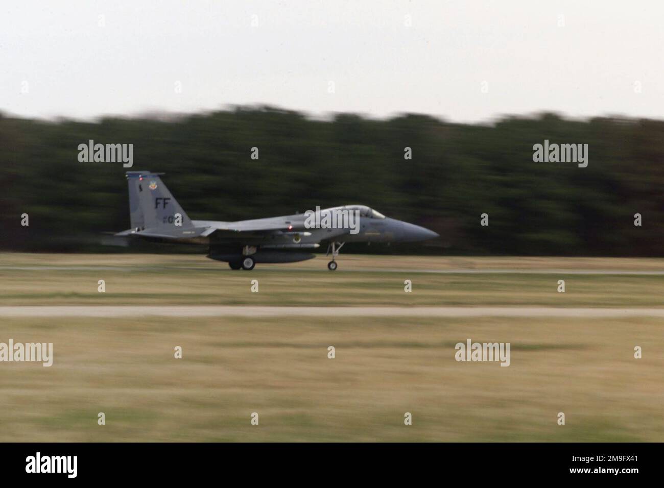 A US Air Force F-15C Strike Eagle aircraft from the1st Fighter Wing ...
