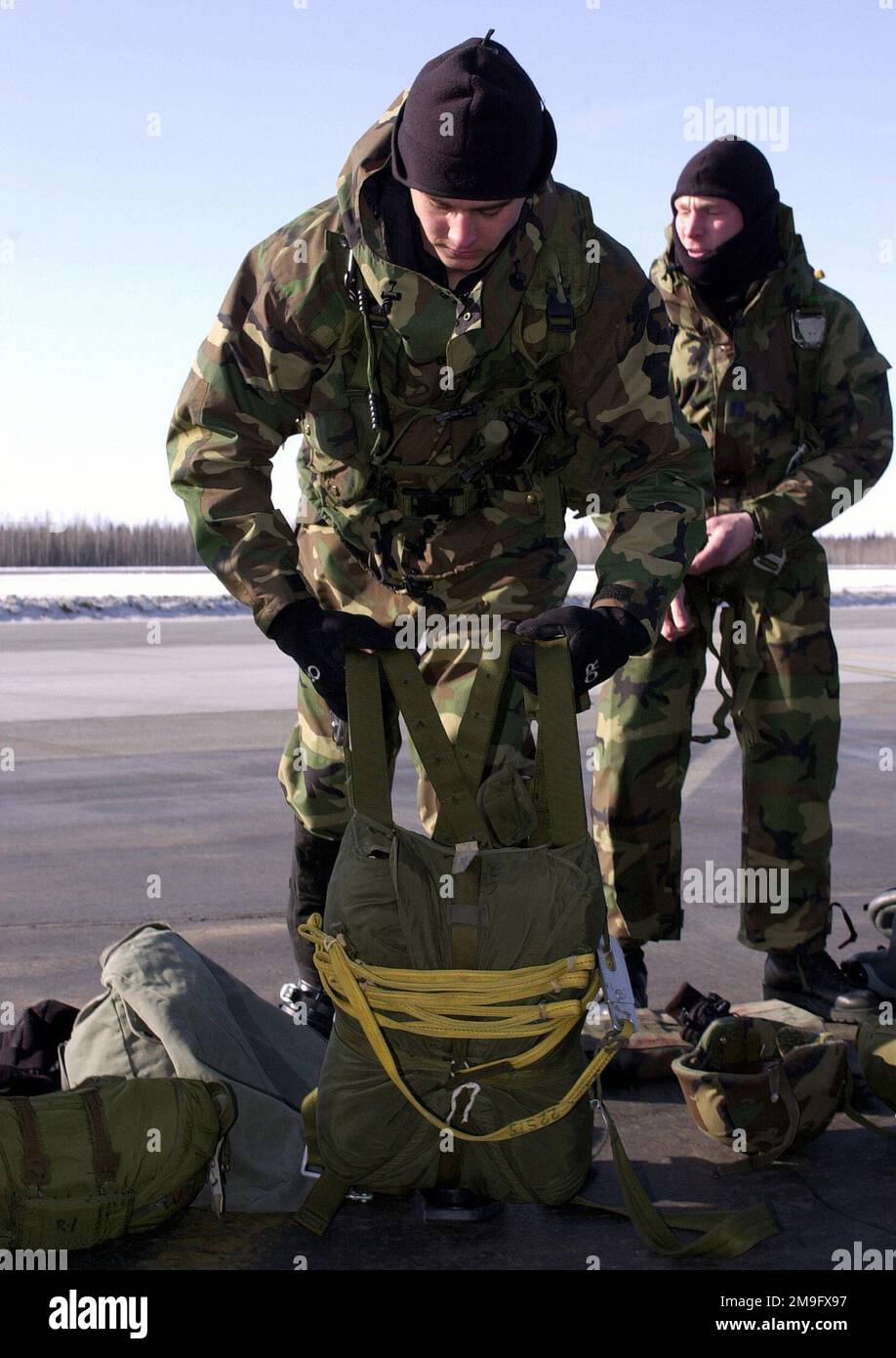 Combat control, team leader, US Air Force First Lieutenant Jason ...
