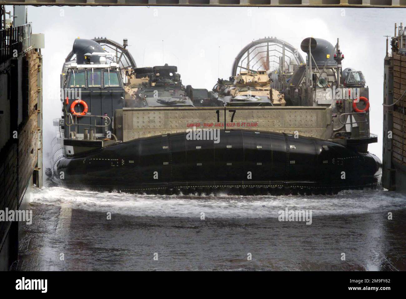 Landing Craft Air Cushioned (LCAC)-17 from Assault Craft Unit (ACU ...