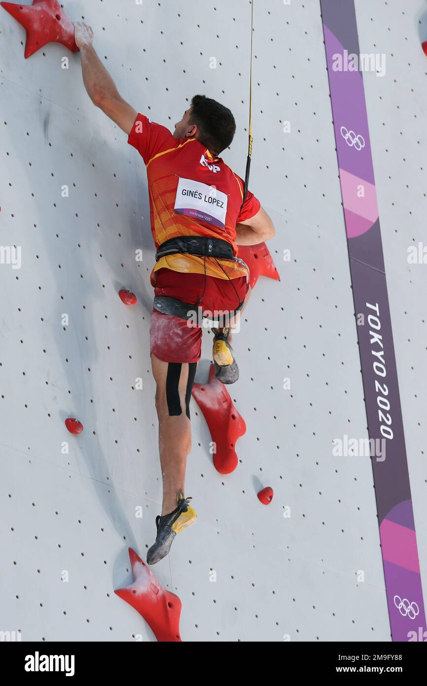 AUG 5, 2021 - TOKYO, JAPAN: Alberto GINES LOPEZ of Spain competes in ...