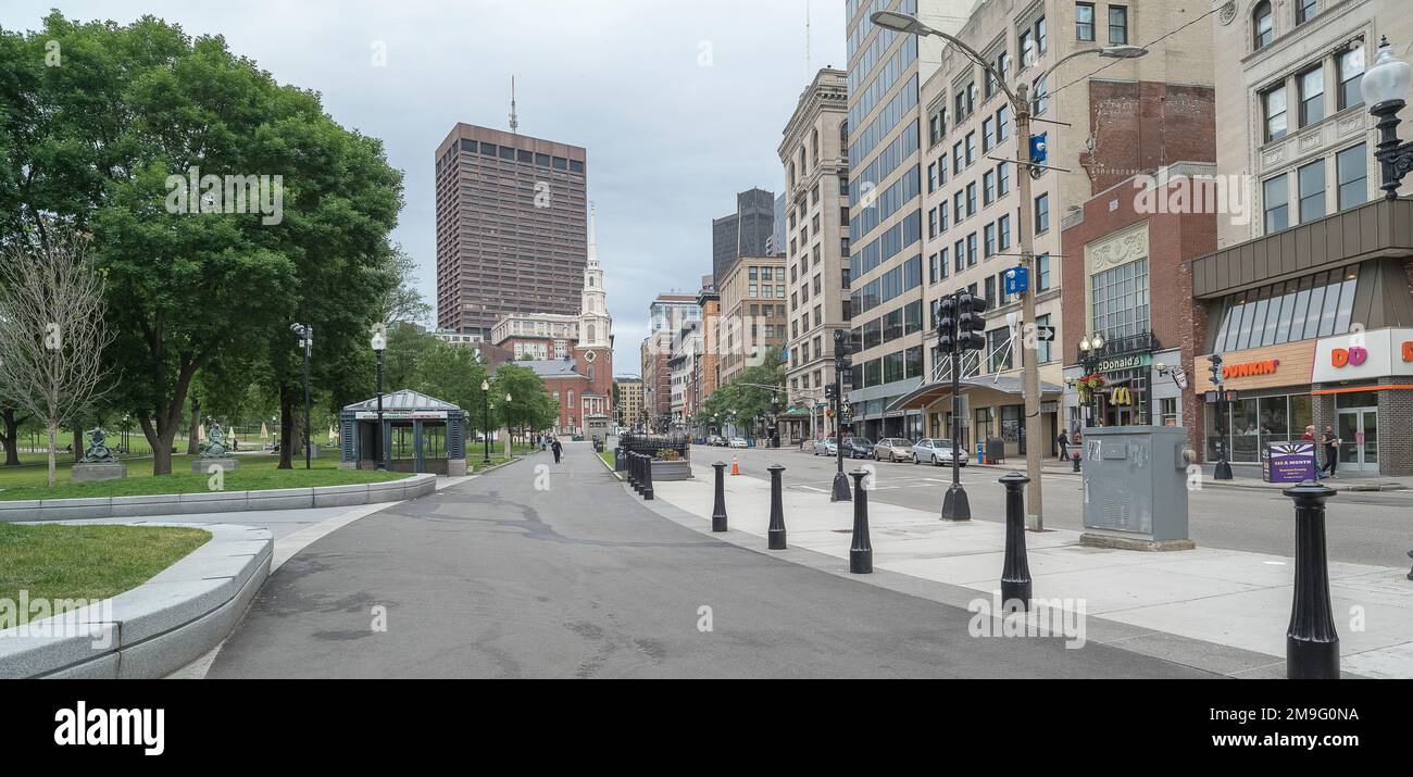 Boston street life hi-res stock photography and images - Alamy