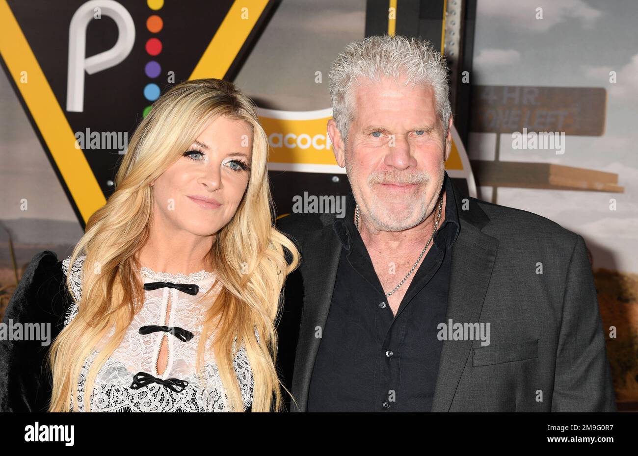 Los Angeles, California, USA. 17th Jan, 2023. (L-R) Allison Dunbar and ...