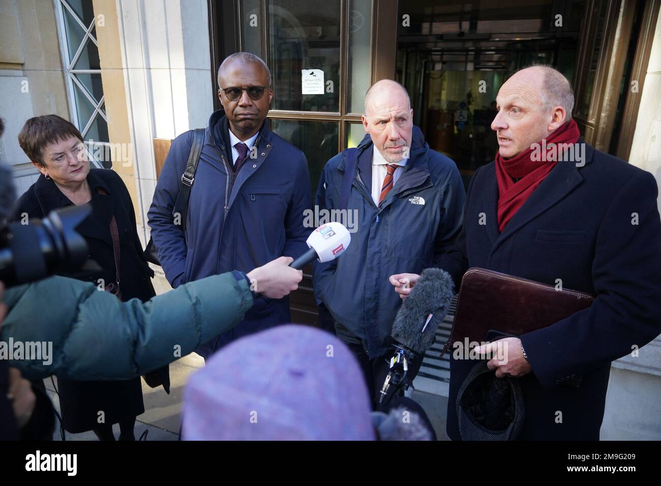 Naht strike hi-res stock photography and images - Alamy