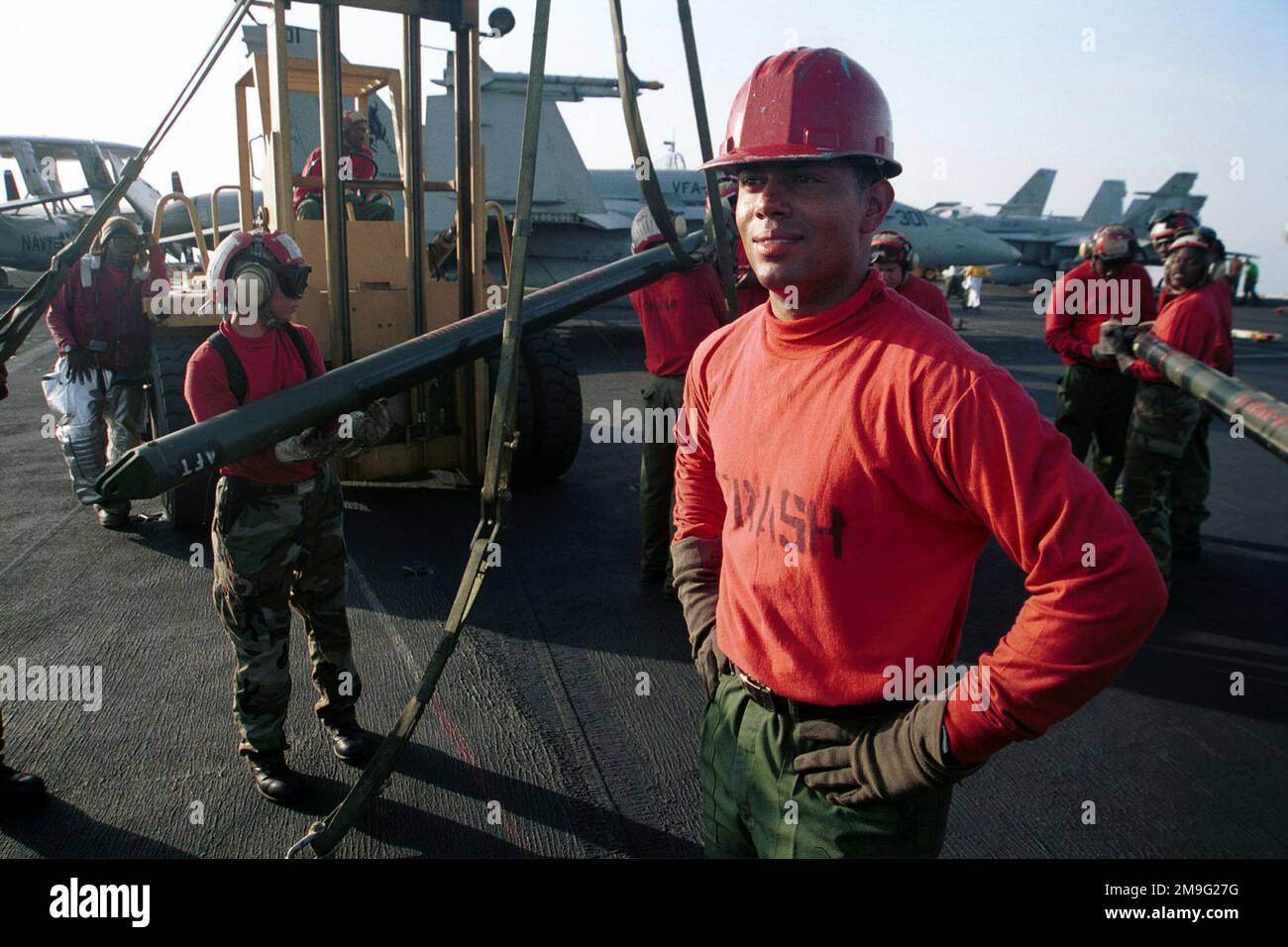 US Navy Aviation Boatswain's Mate (Handler) Third Class Demetrius ...