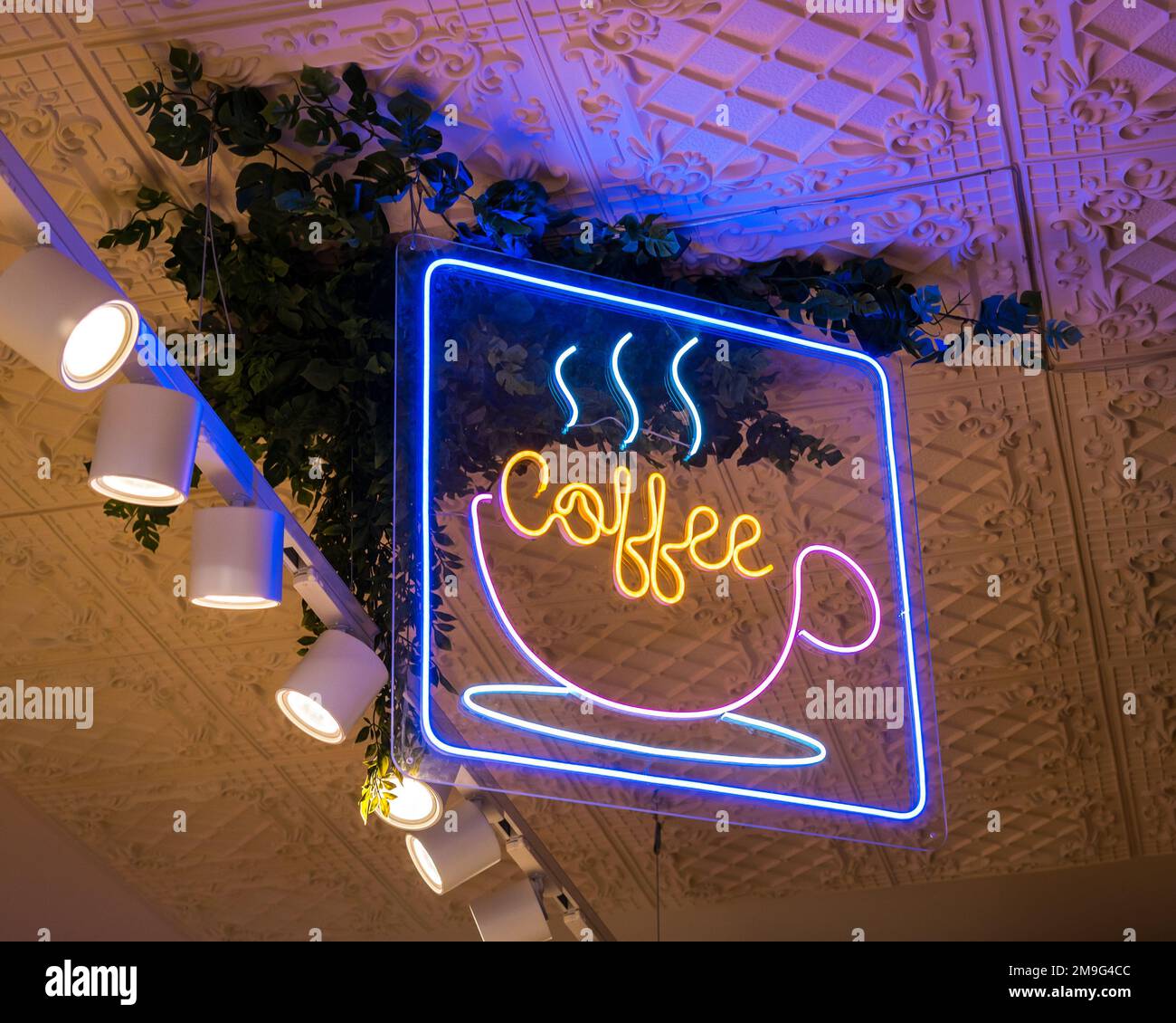 Neon lettering bar open hi-res stock photography and images - Alamy